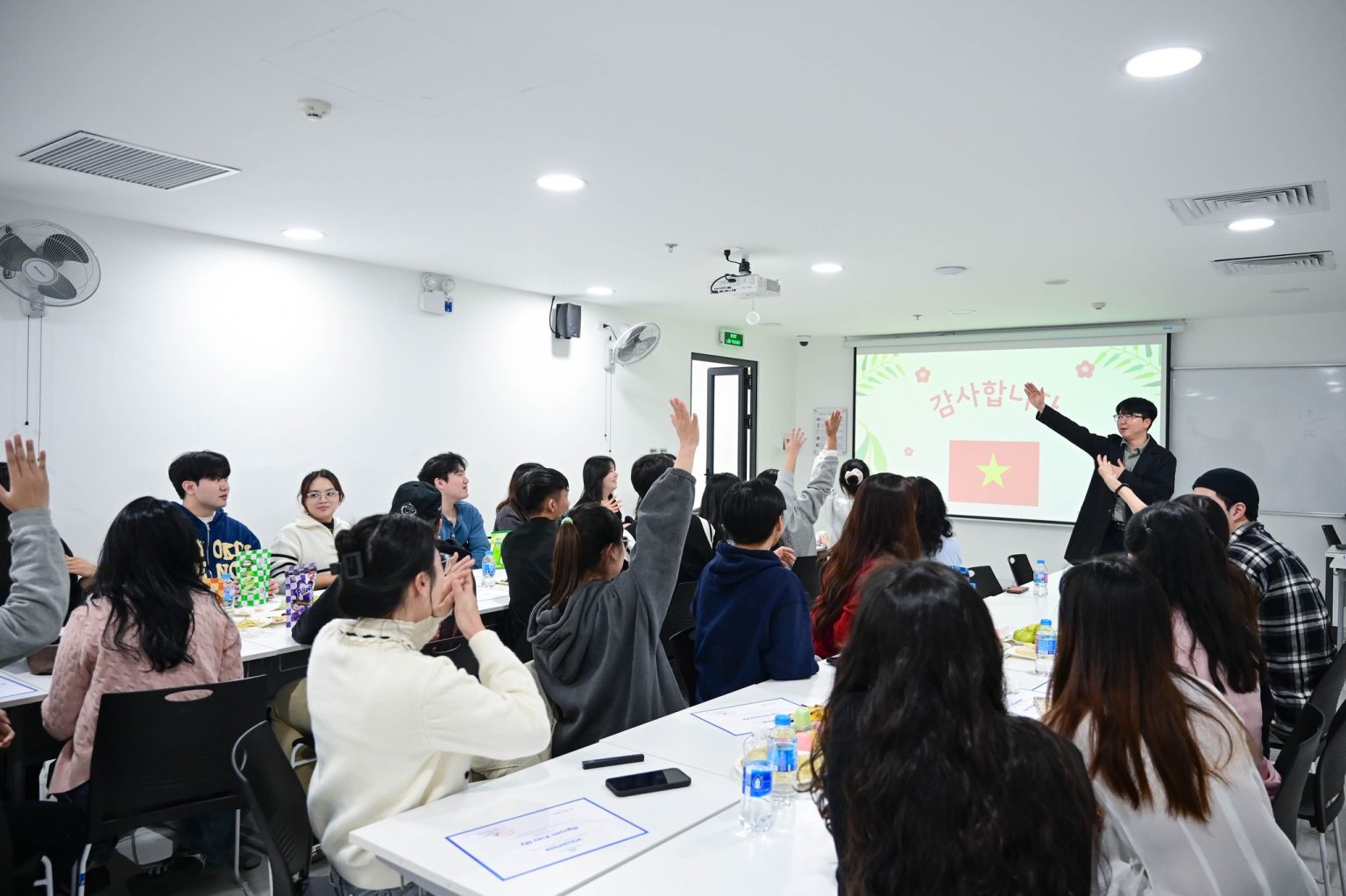 Global Supporters 2026: Dấu ấn hoạt động hợp tác đào tạo và giao lưu ...